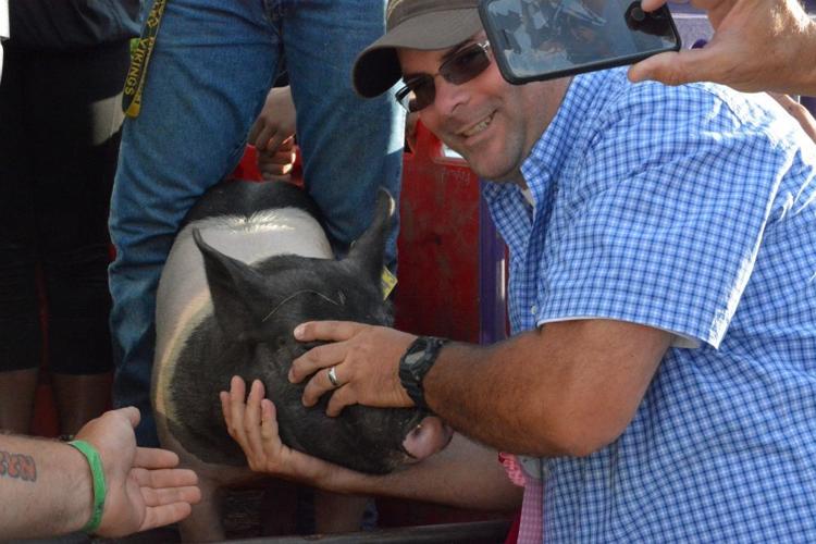 A Record-breaking Kiss | Archives | loudounnow.com