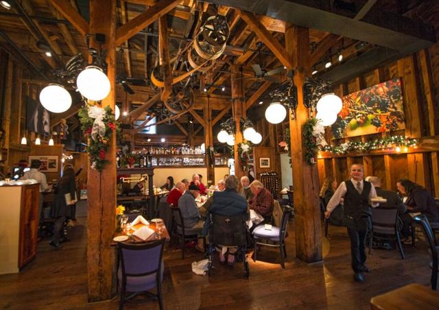 ‘Tuskies’ Hits 30: Leesburg's Fine Dining Pioneer | Business ...