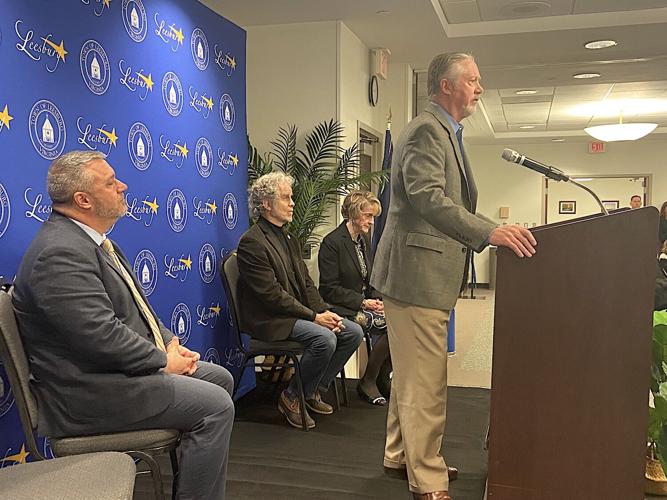 Leesburg Mayor, Council Members Prepare for New Terms | Leesburg ...