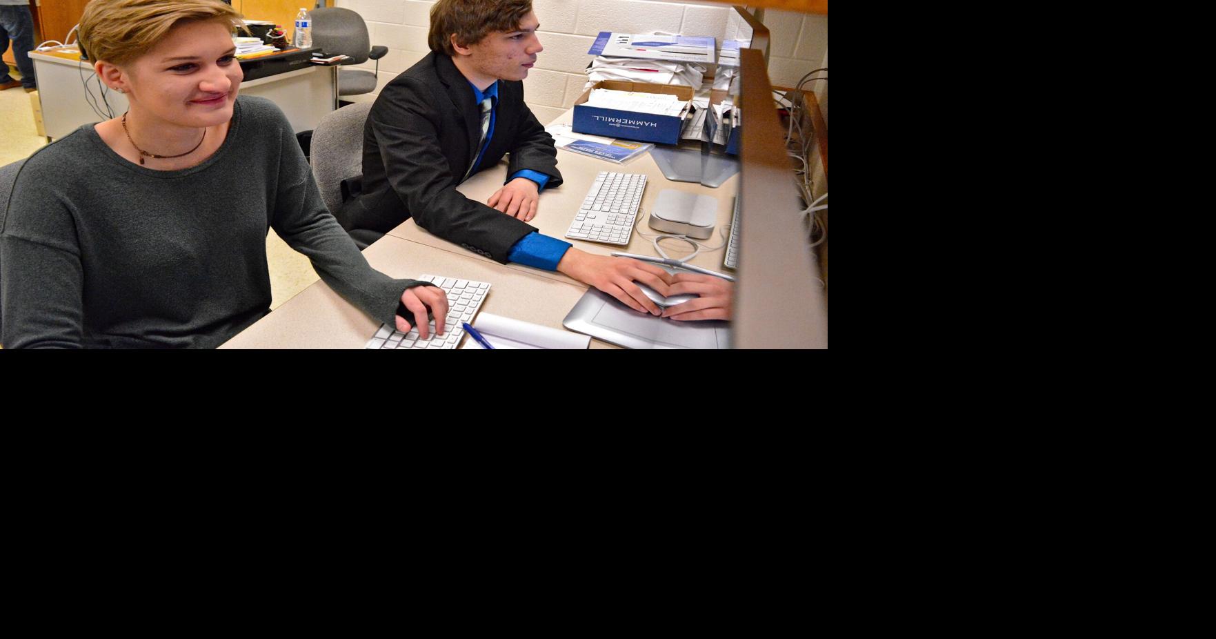 Arts and Sciences: Graphics Students Shine at Leesburg Show | Get Out ...