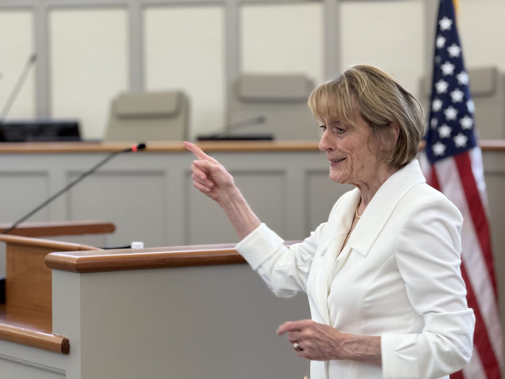 Mayor Burk, Council Deliver State of Town Address | Leesburg ...