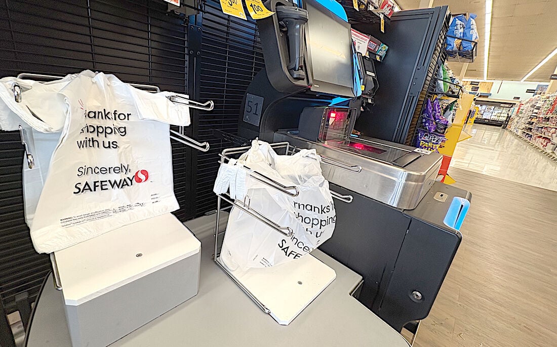 Martinez’s Plastic Bag Bill Earns Committee Endorsement | News ...