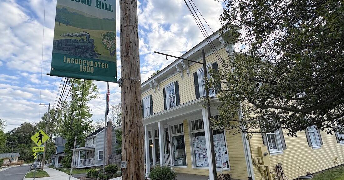 Round Hill Displays 125th Anniversary Banners | Towns | loudounnow.com