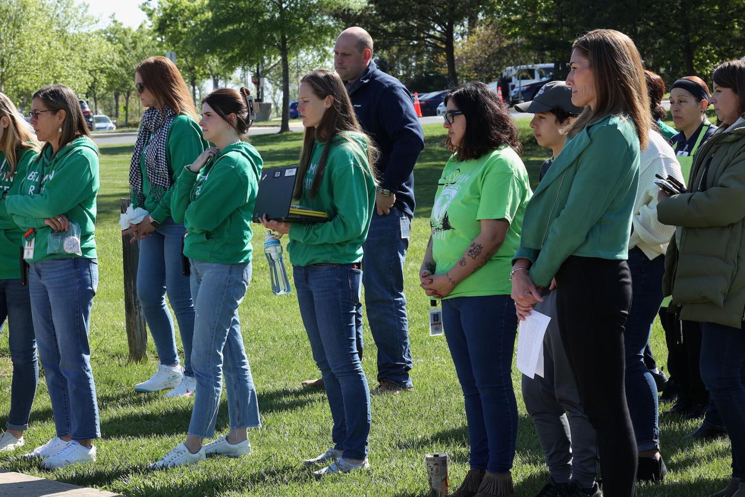 Belmont Ridge Students, Staff Honor Teacher by Planting Tree | News ...