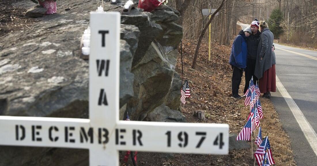 Remembering Flight 514: Families, First Responders Reflect on Tragic ...