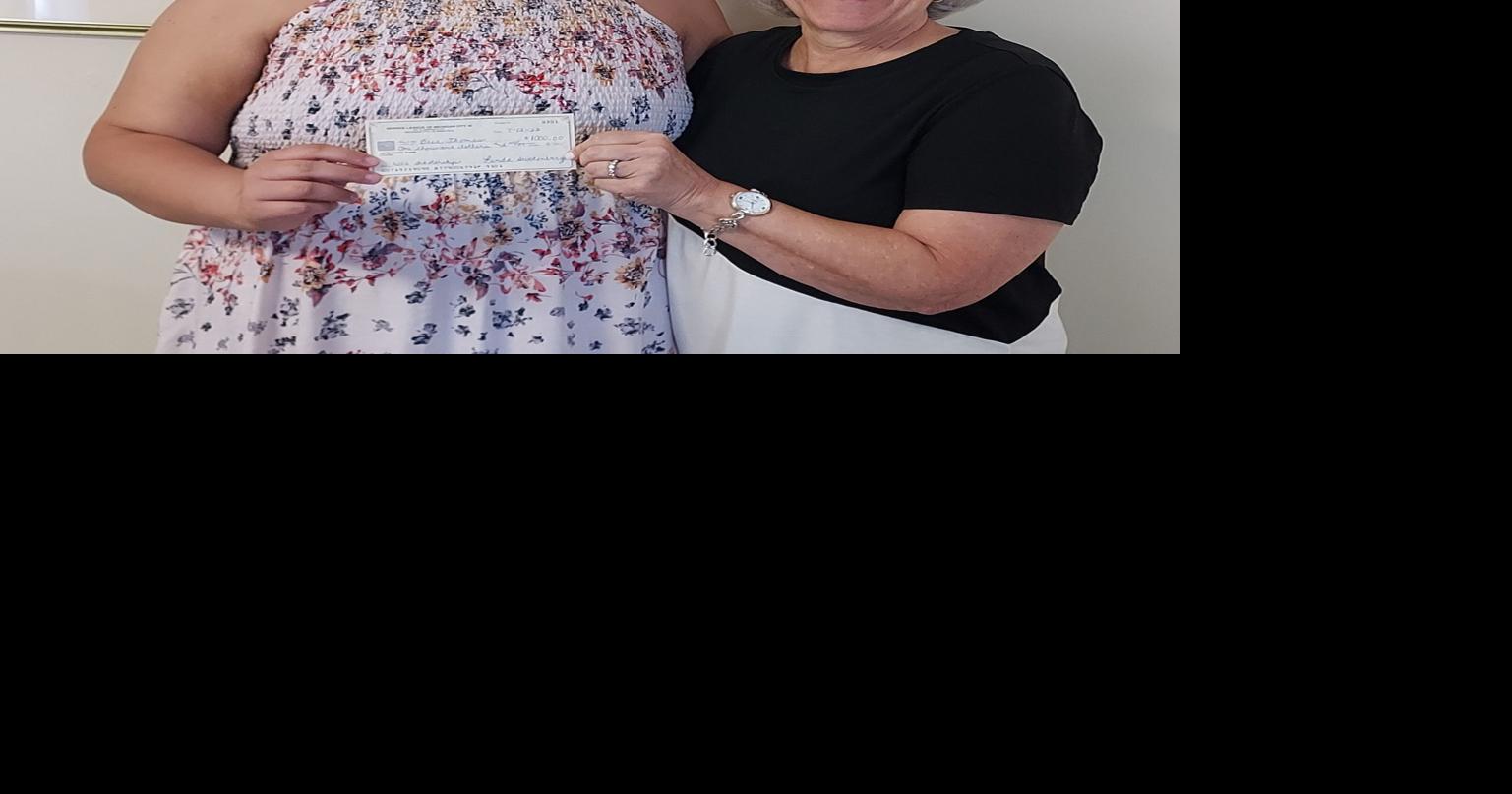 Bria Thomas wins Service League scholarship | People And Places ...