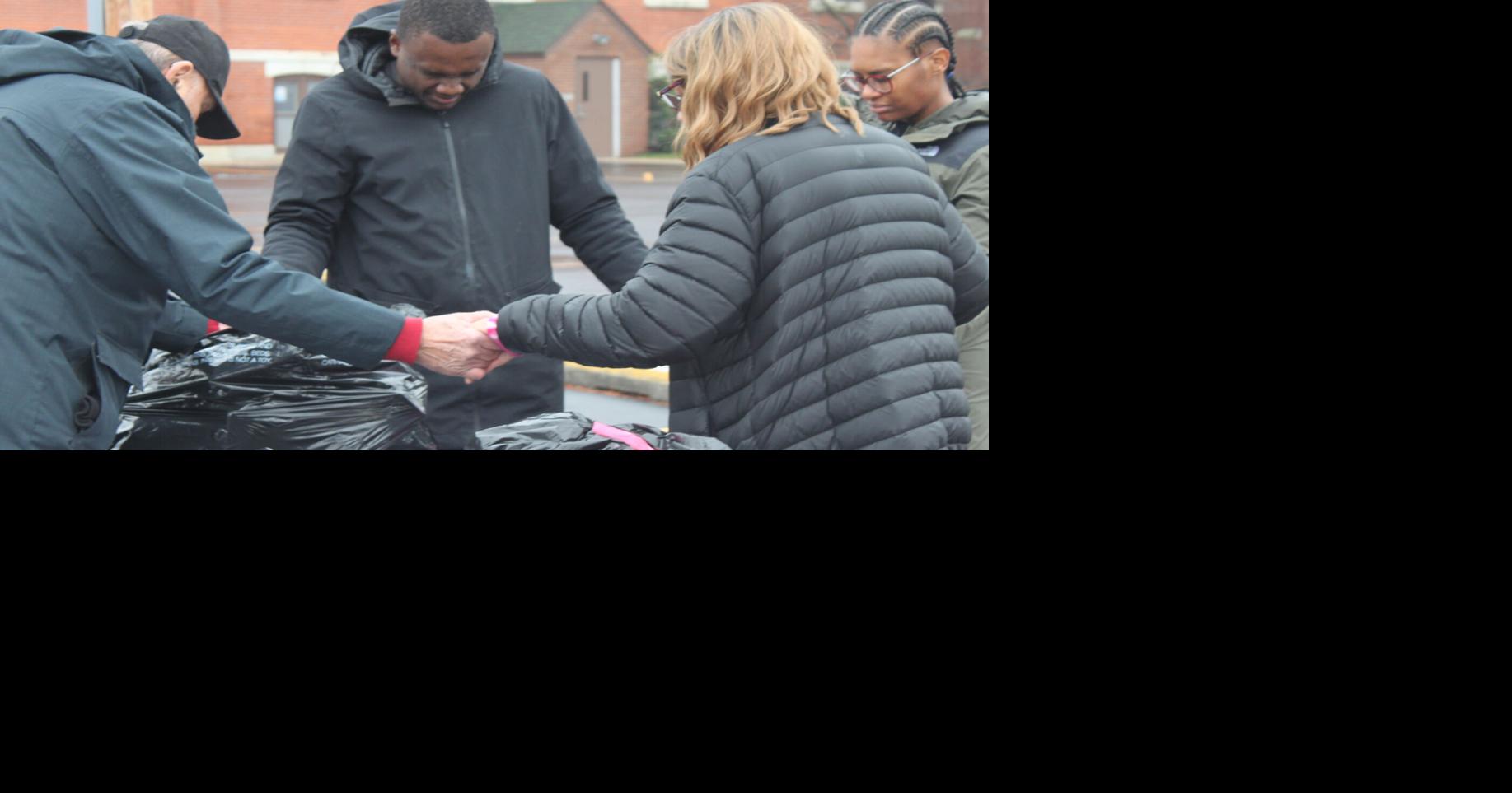 Arise and Shine and USW Local 12775 continue mobile food and toy ...