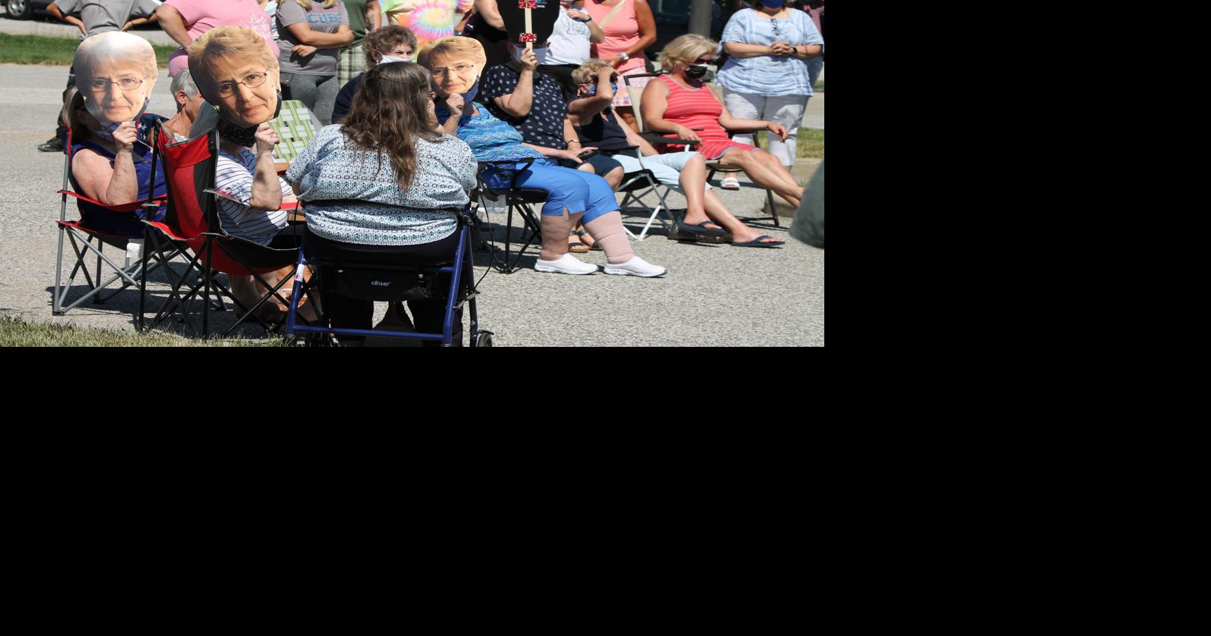 Retiring Bachmann gets a street and an emotional sendoff at Lake Hills ...