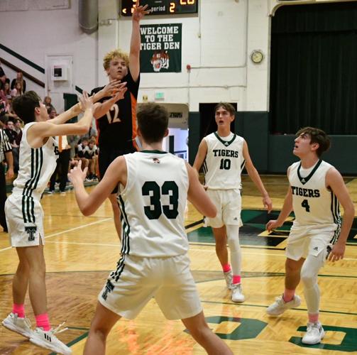 Westville vs. Tri-Township boys basketball gallery by MIke Kellems ...