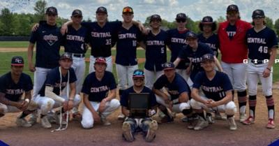 A re-Ward-ing performance: Senior throws five innings of relief as ...