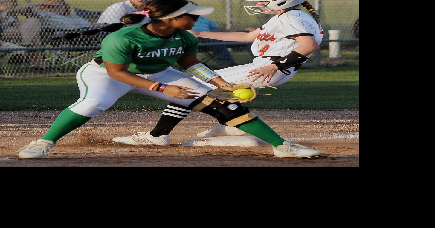 Lady Bulldogs slug way past Devilettes | High School | lufkindailynews.com