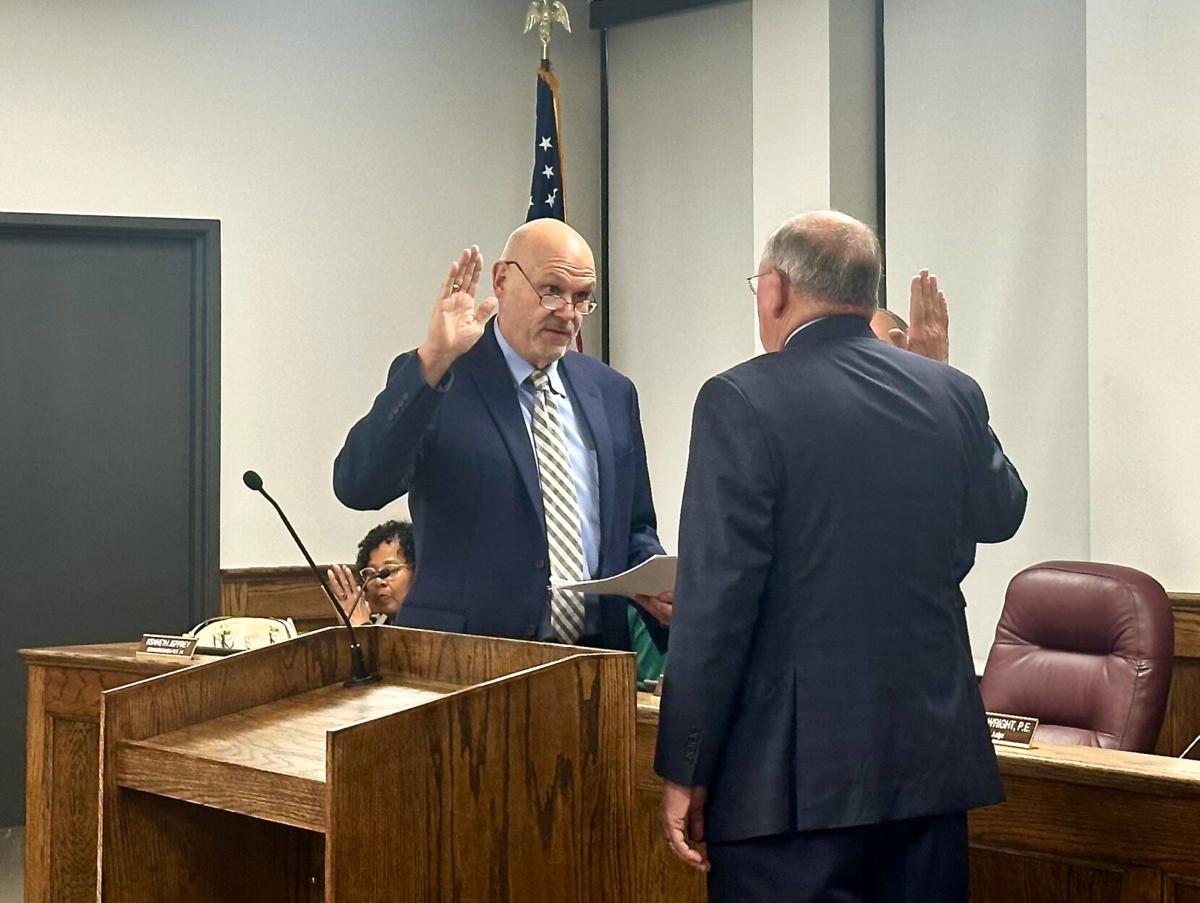 County's newly elected officials take oaths of office | Local & State ...