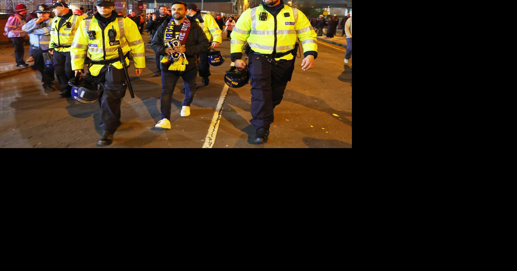 UK government urges police official to quit over ban of Maccabi Tel ...