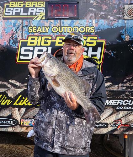 Stone reels in Sealy record bass, wins $160k package | Outdoors ...