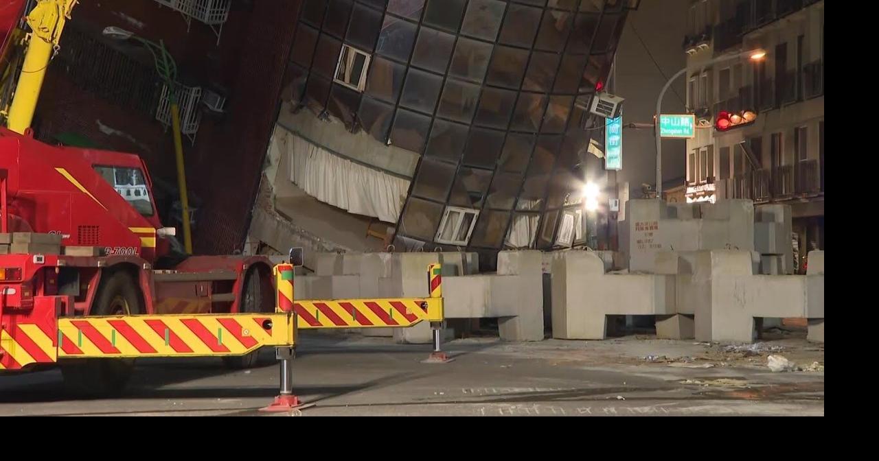 Emergency workers carry out rescue operation in epicenter of Taiwan ...