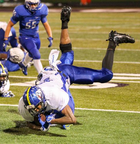 Crockett wins battle of the Bulldogs | Sports | lufkindailynews.com