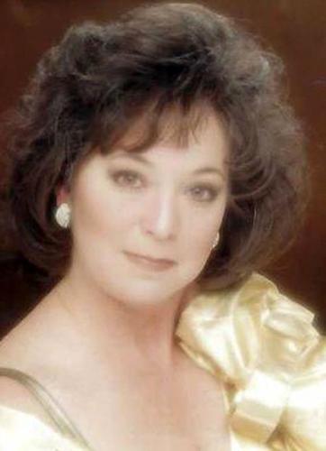 Lisa Gillenwater's Instagram, Twitter & Facebook on IDCrawl