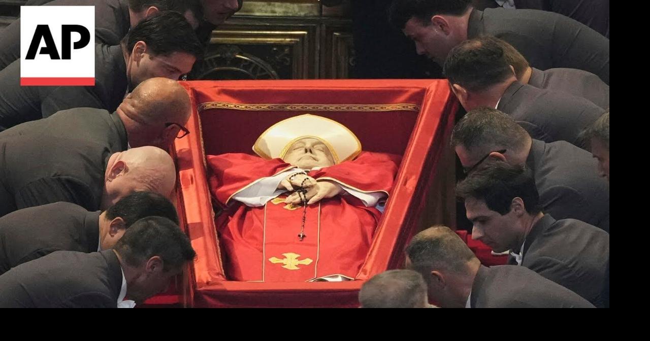 Photos: Pope Francis' coffin moved to St. Peter's Basilica | Ap Video ...