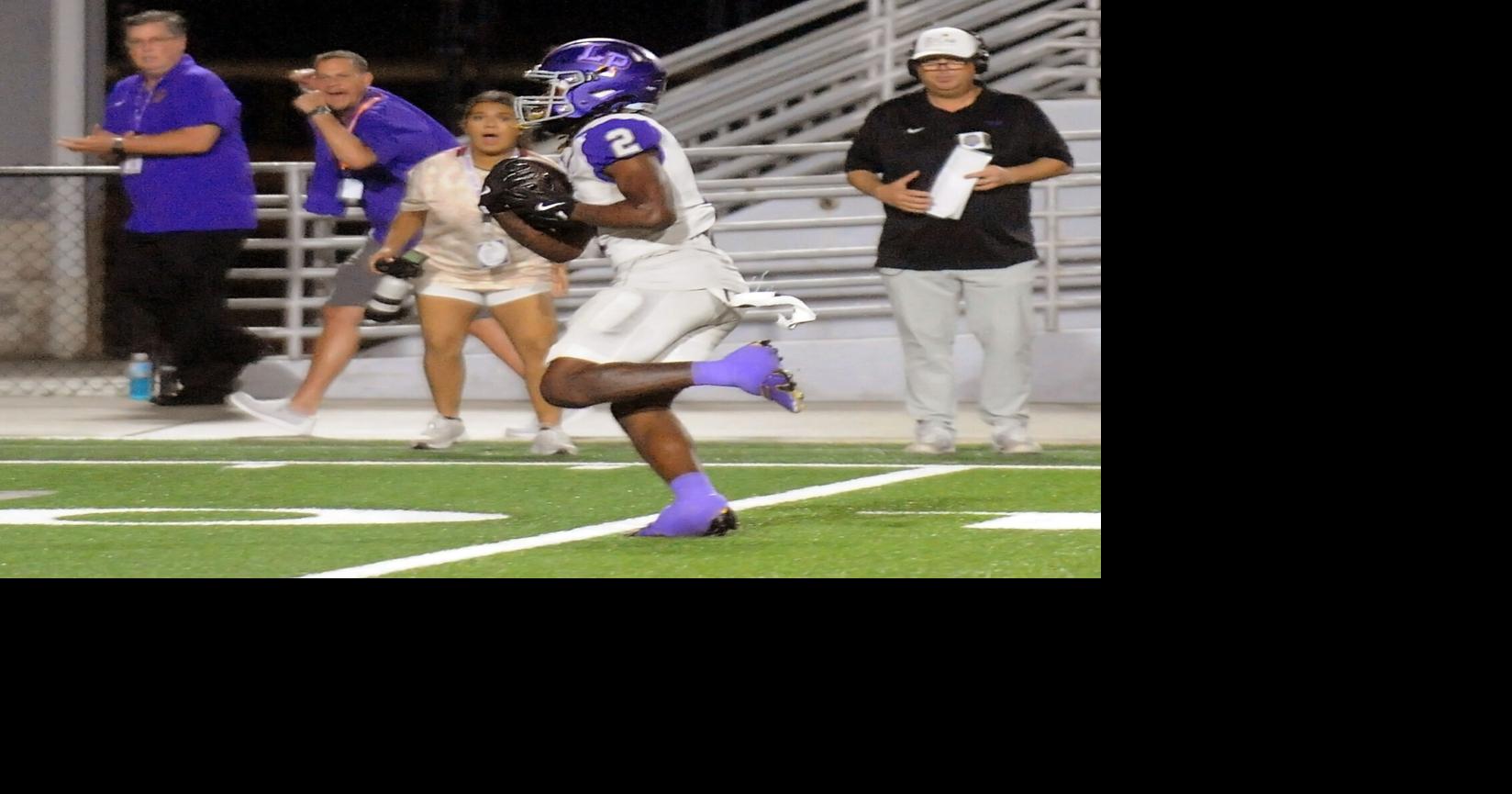 Port Arthur Memorial, Barbers Hill still alive in 5A DI playoffs ...