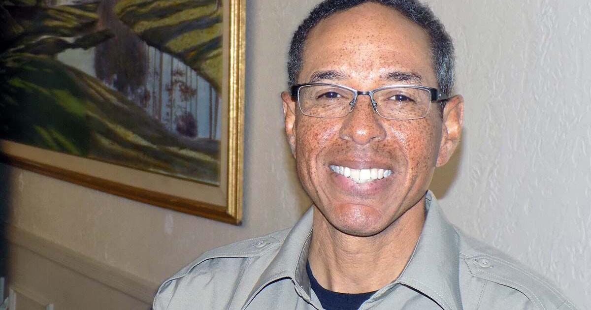 Texas Game Warden Timothy Walker entertains and educates at First ...