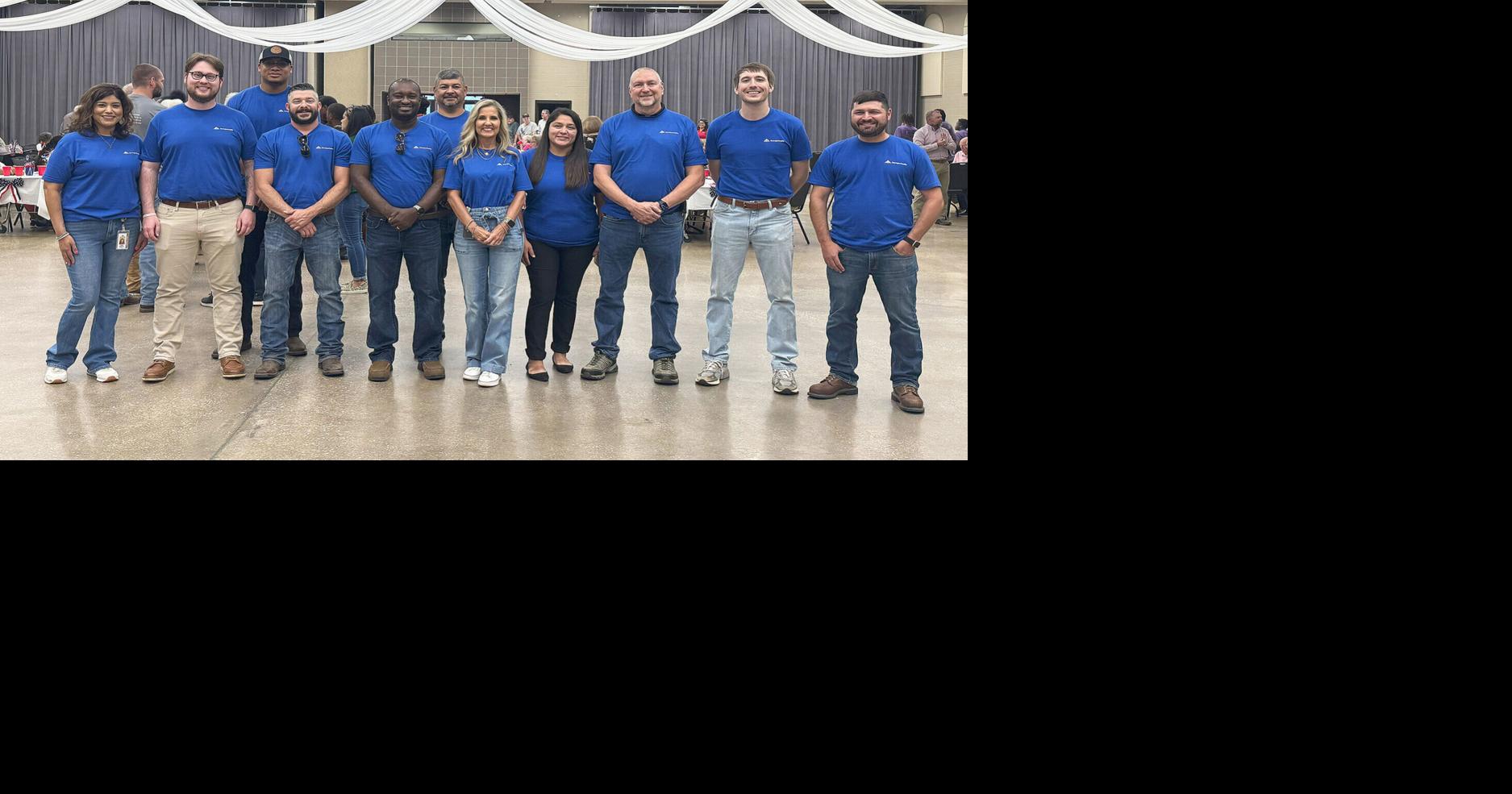 Georgia-Pacific employees serve up lunch, smiles for Diboll senior citizens | Community ...