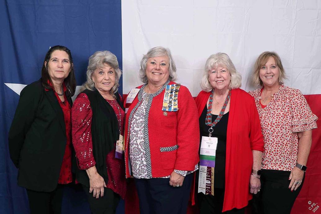 CLUB NEWS: NSDAR members attend convention | Community News ...