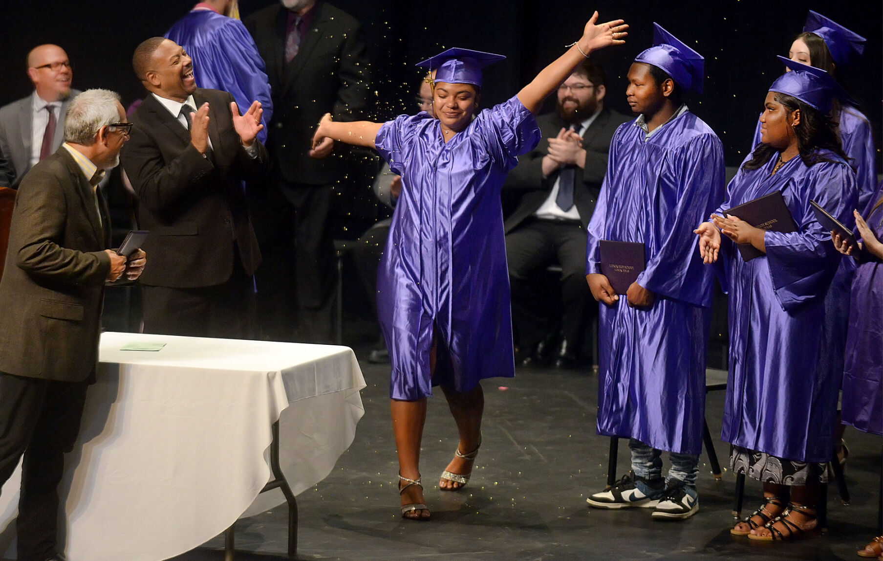 Stubblefield students show no-quit attitude in finishing high school ...