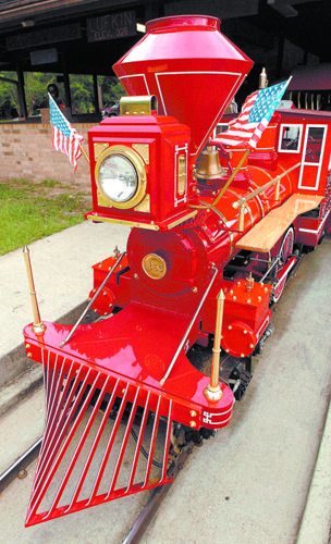New at the zoo: Park improvements include new pavilion; train fee now ...