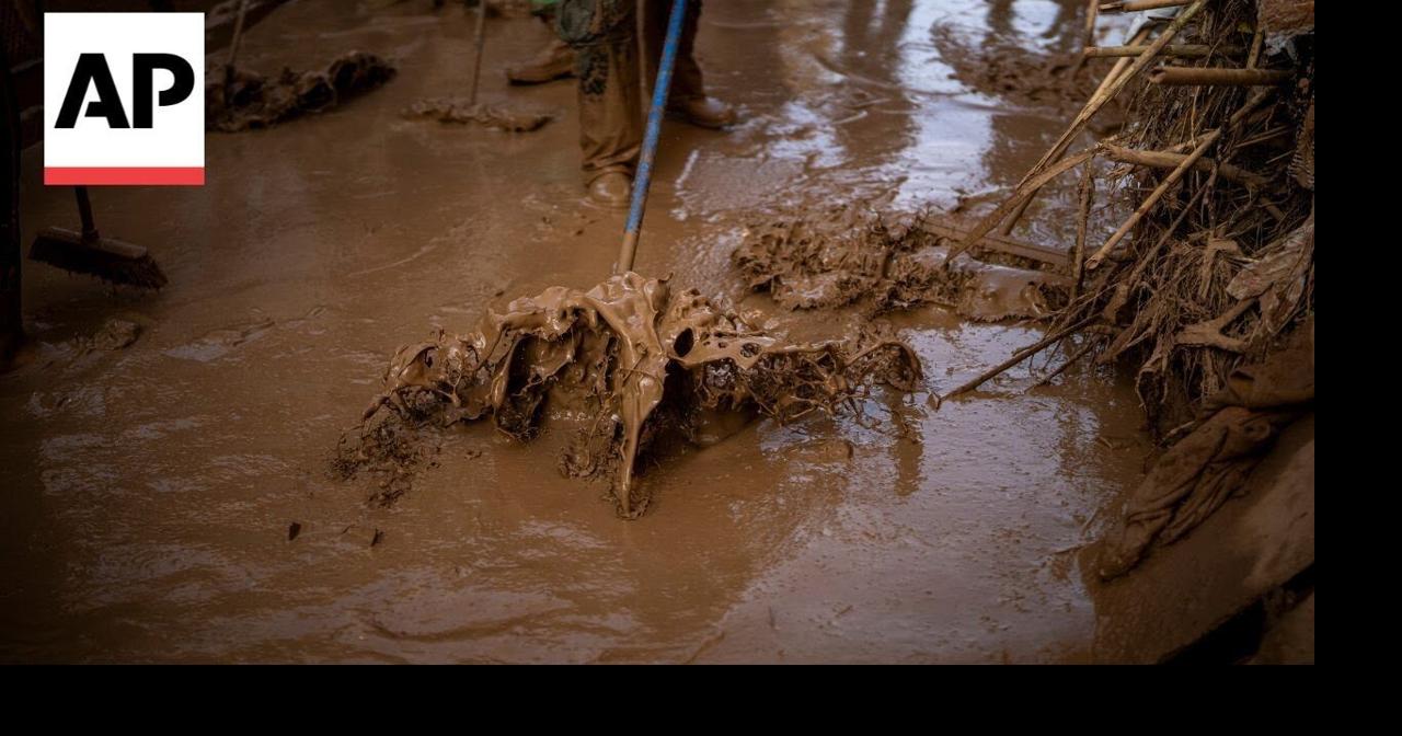 Spanish authorities issue warnings of infection risk from mud contact ...