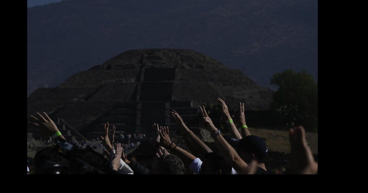 Mexico's spring equinox celebrated at ancient pyramids | Ap Video ...