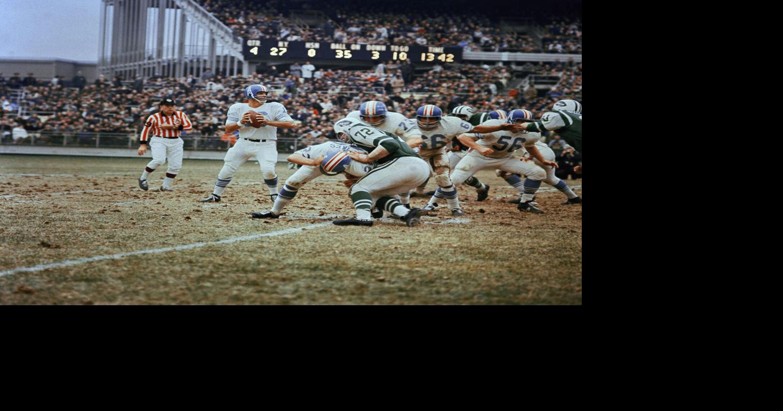ALL THINGS HISTORICAL: The Houston Oilers arrive | Community News ...
