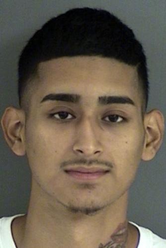 Witness reportedly saves woman from alleged attack by boyfriend at ...