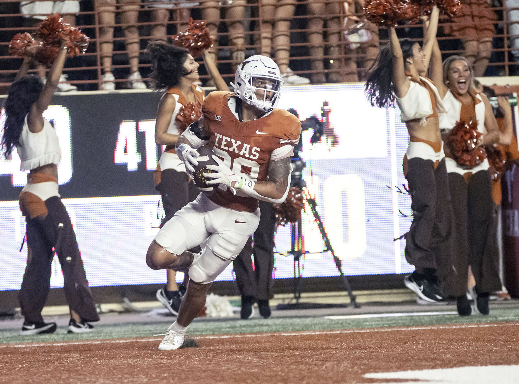 Lufkin's Thompson signs free-agent deal with Titans | Sports ...