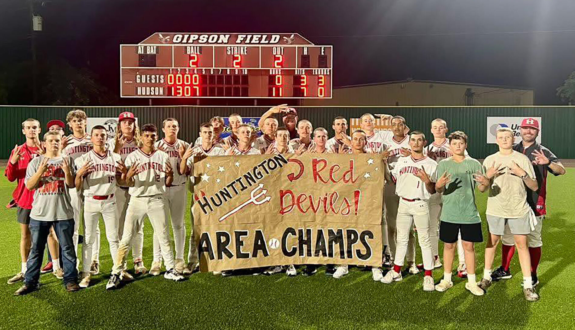 Huntington baseball sets playoff series | Community | lufkindailynews.com