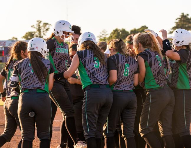 Weathers stands out among peers at hot corner | High School ...