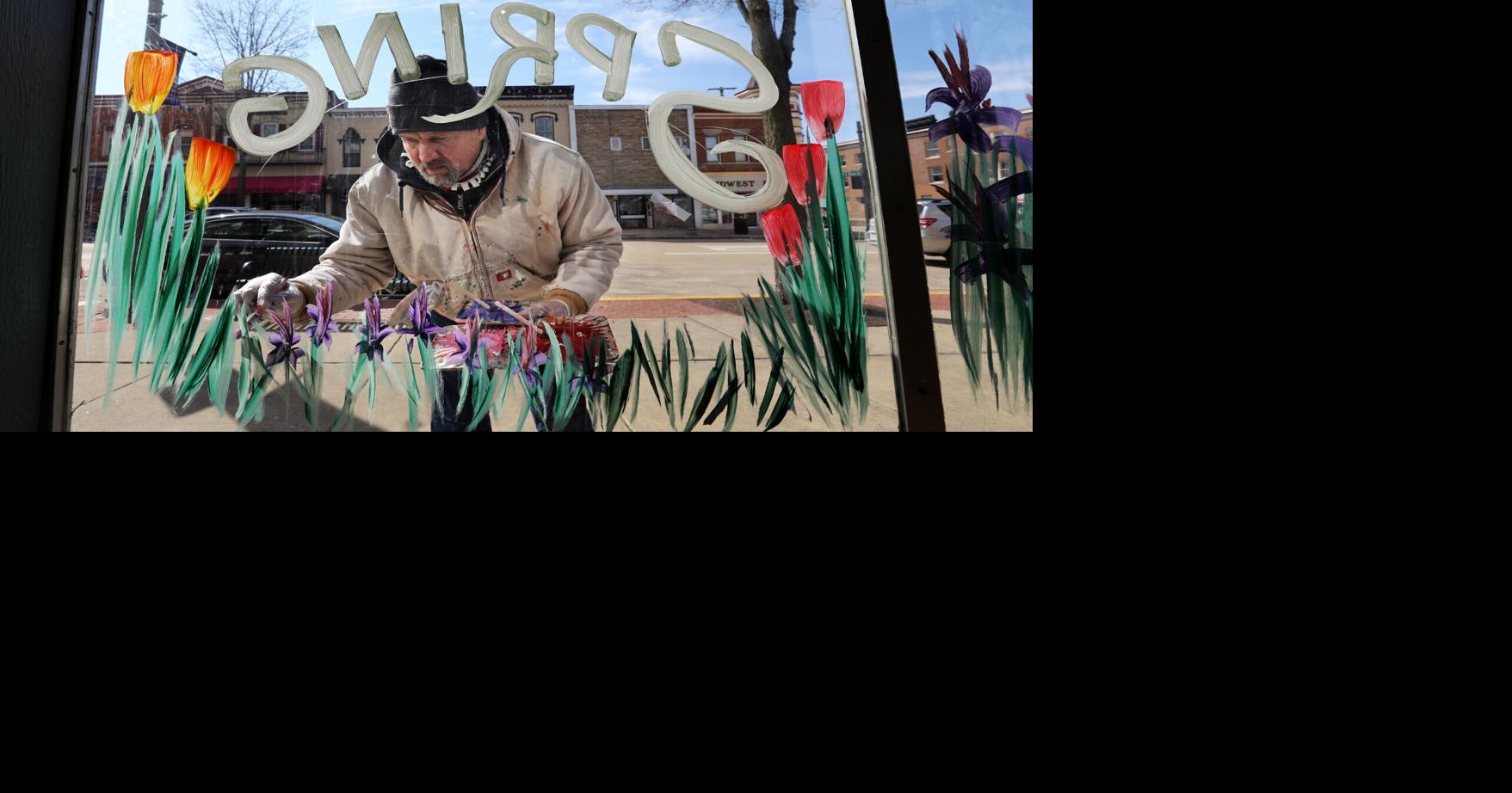 Shops boast holiday cheer all year with a visit from artist Daniel Erman