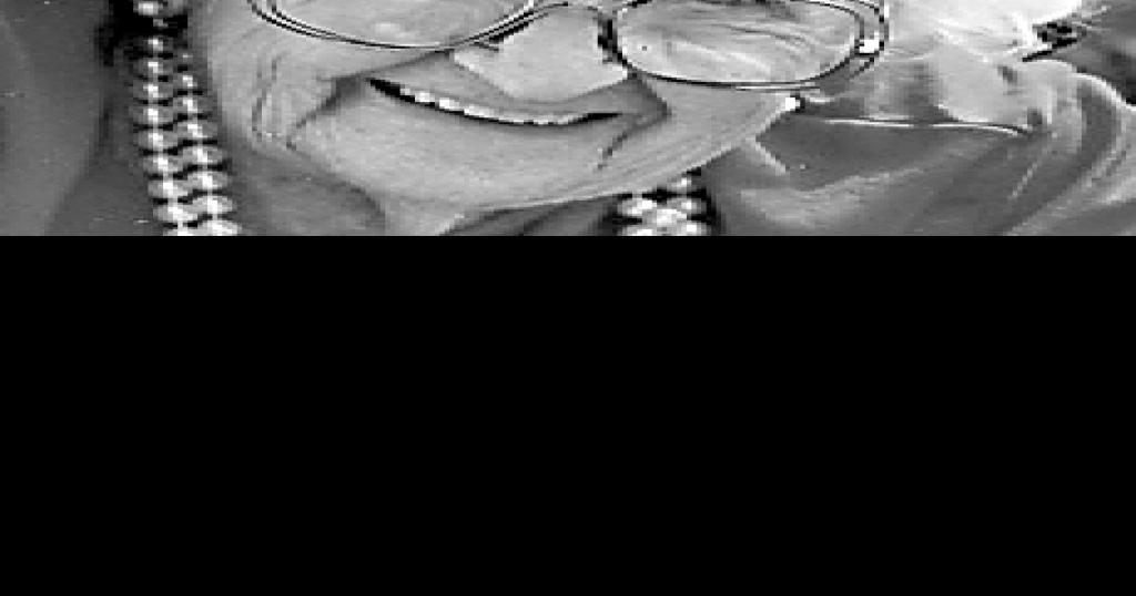 Lorraine Helena (Roos) Shunk