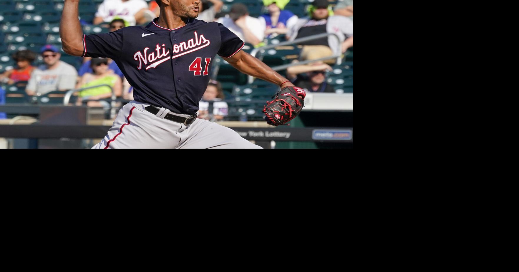 Milwaukee signs pitcher Joe Ross, Rowdy Tellez to Pirates