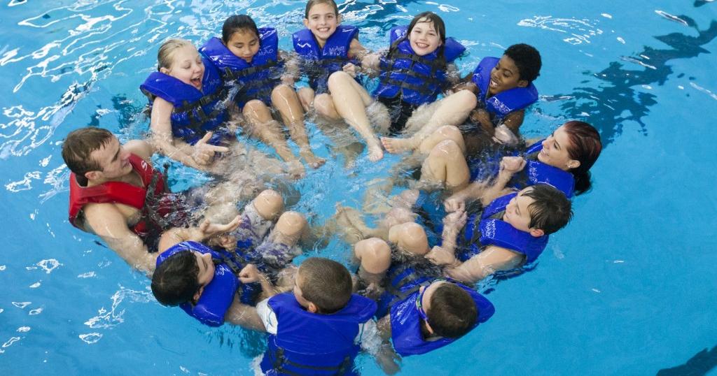 School Spotlight: Fourth-graders in the swim at Sun Prairie pool