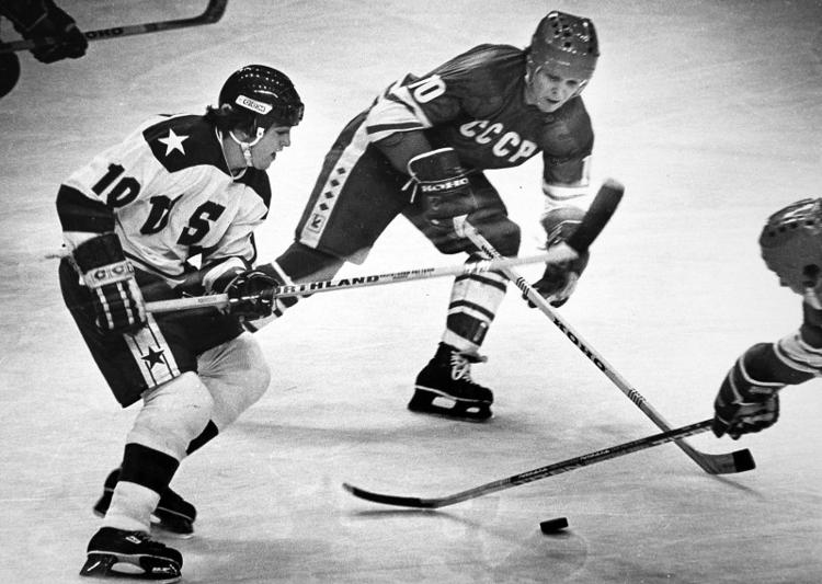 Inside Mark Johnson's gold medal at 1980 Winter Olympics