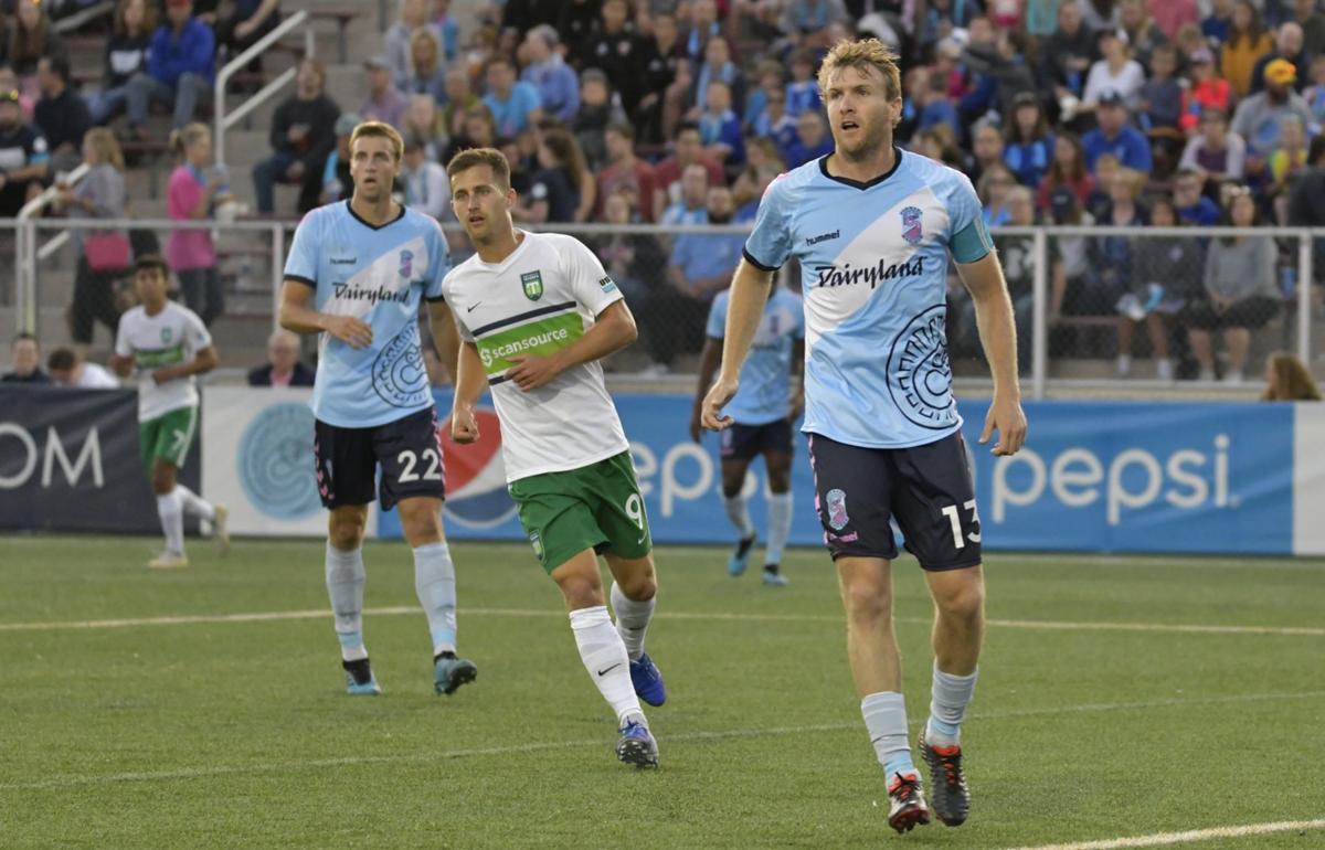 First-half goal off throw-in costly in Forward Madison FC's loss to ...