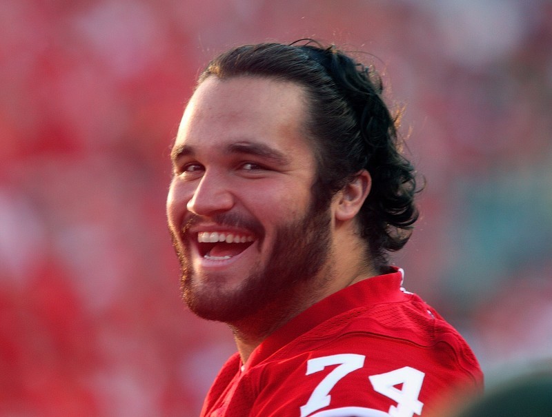 UW football notes: Moffitt moves to guard