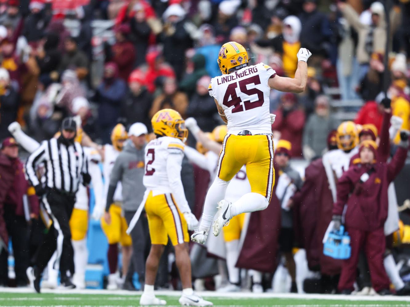 Mason Reiger commits to transfer to Wisconsin football