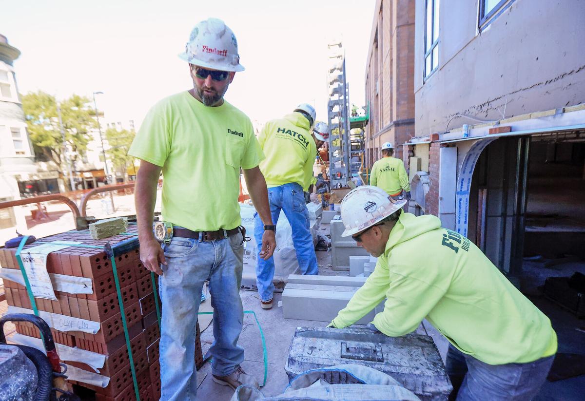 Madison construction workers keep economy humming