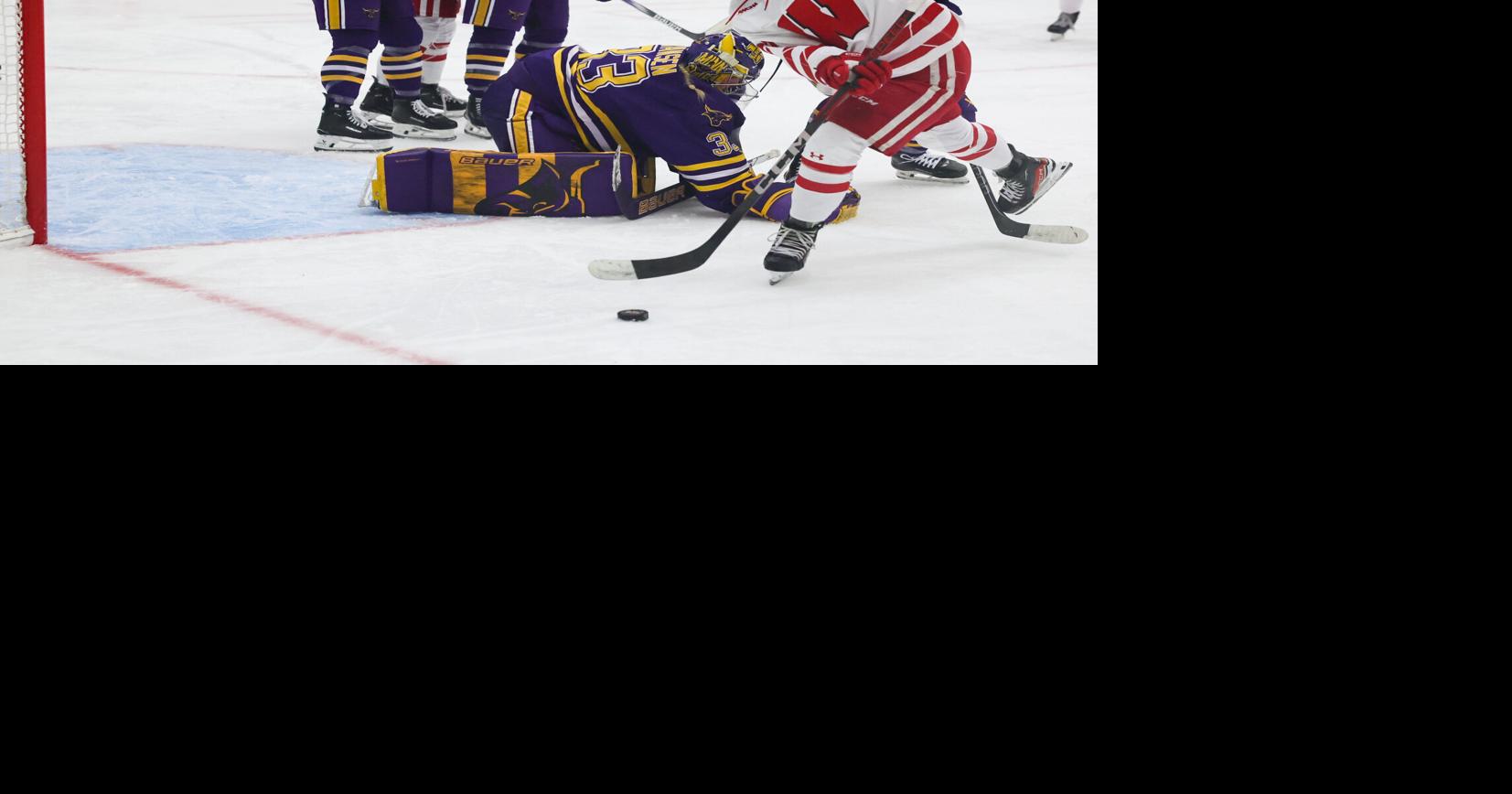 No. 1 Wisconsin finishes record-setting regular season
