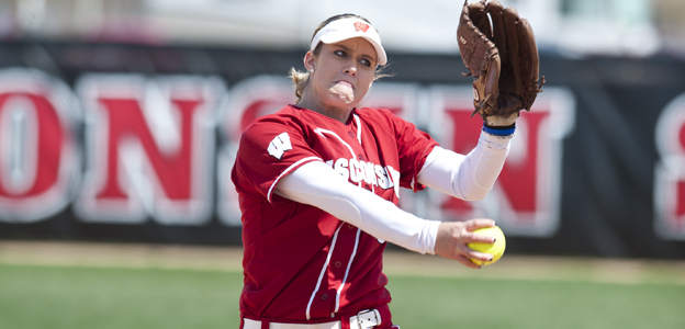 Softball: Badgers earn sweep of rival Minnesota