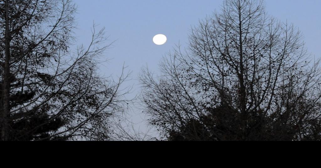 Patrick Durkin: Pinning deer-hunting hopes on rutting moon