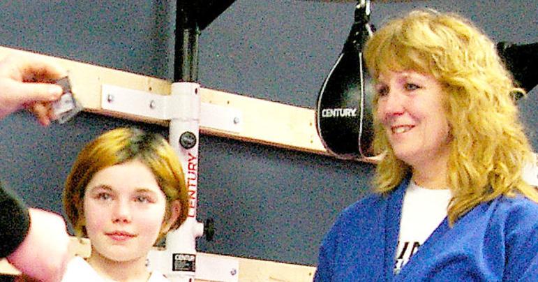 Sheriff honors Juneau girl who called 911, helped save mother’s life