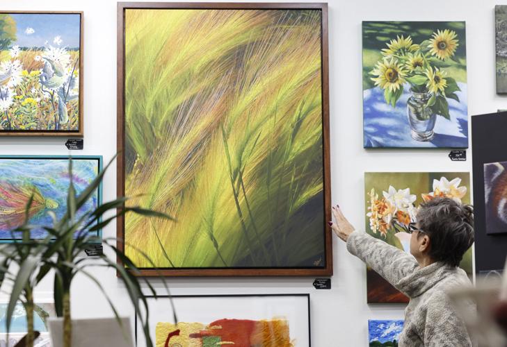 Madison Art Mart opens consignment shop on West Side