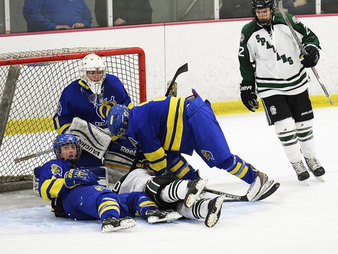 Prep boys hockey: Second-period rush powers Madison Memorial over ...